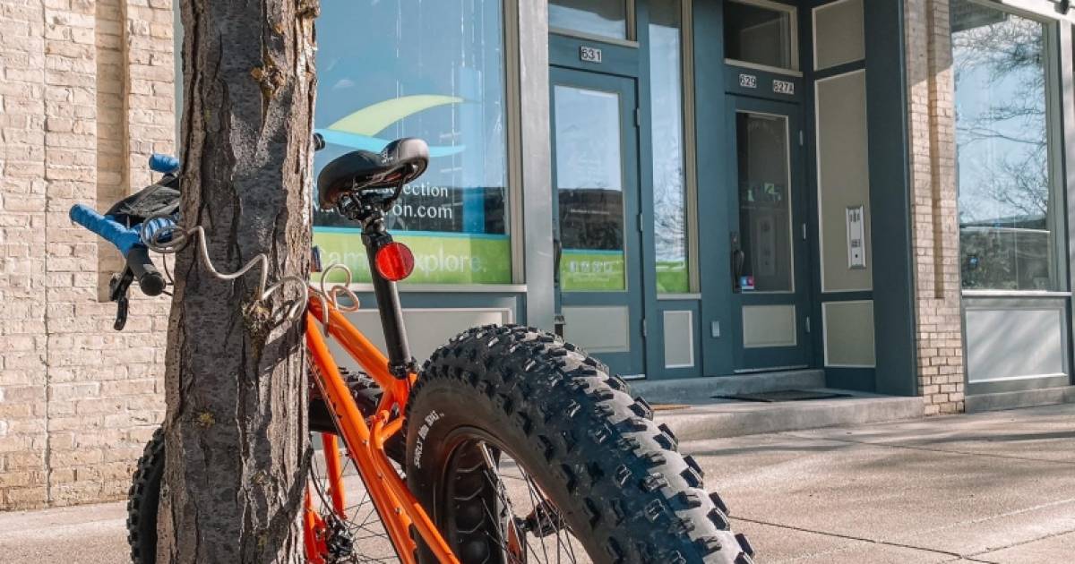 Aventuron in Sheboygan: contact details, crypto payment methods